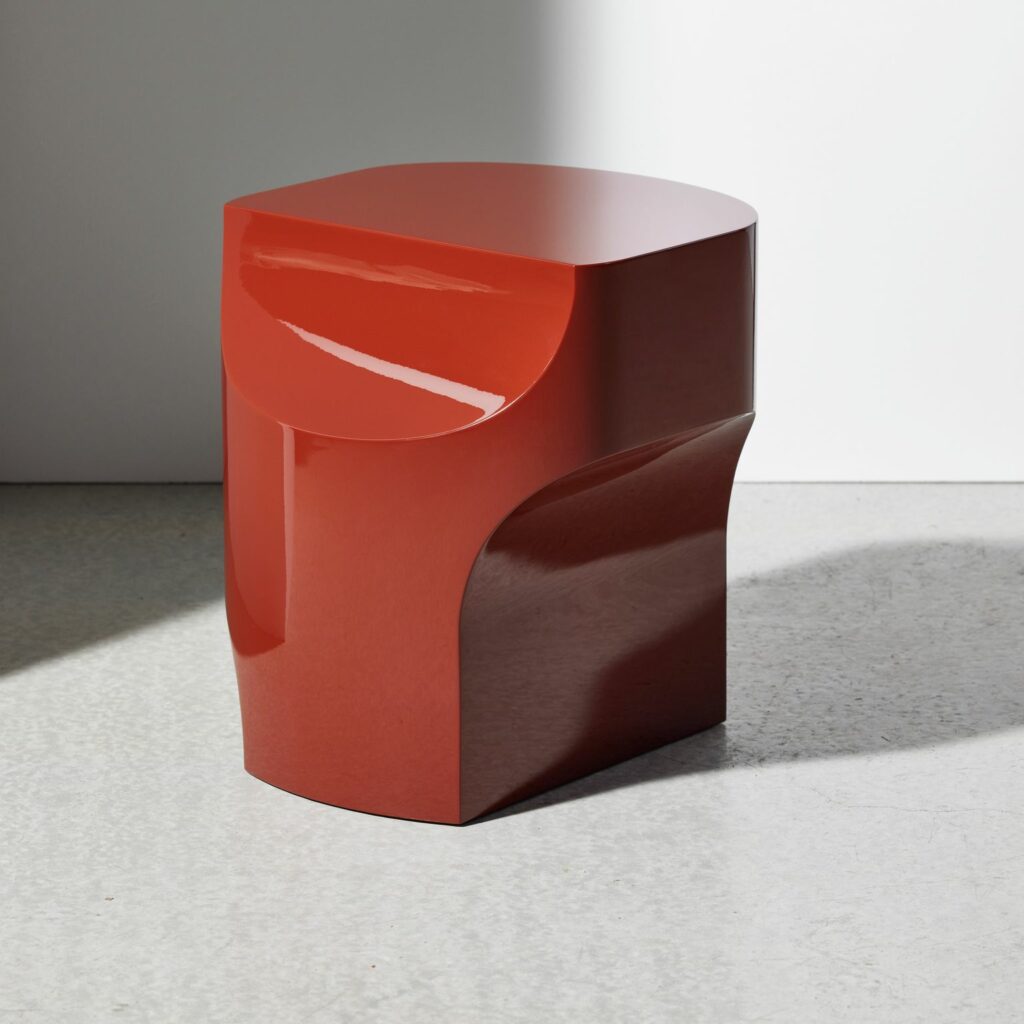 Officium Desk - R HUGHES