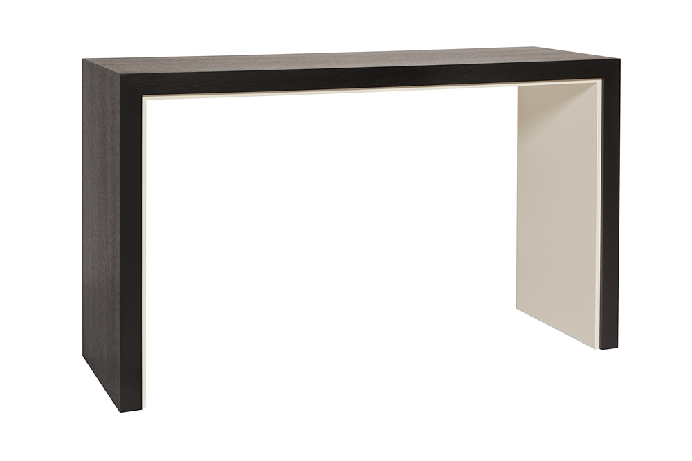 Shadow Console - R HUGHES