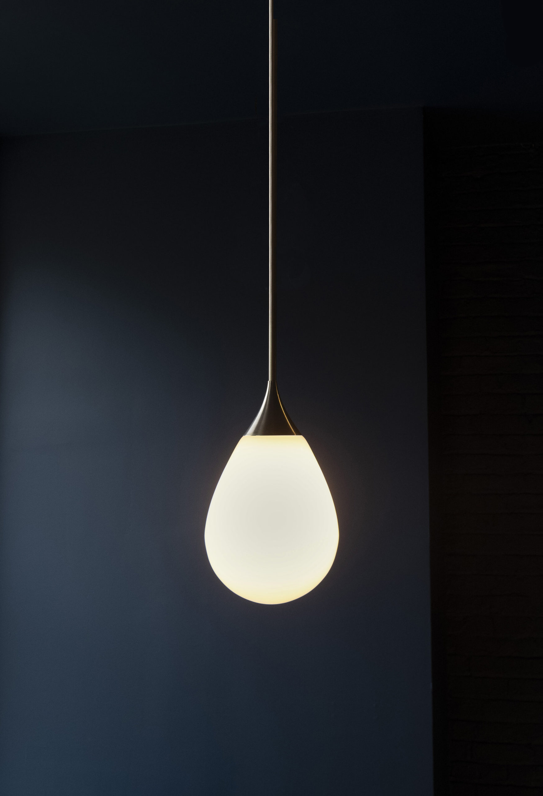 Teardrop Pendant - Single - R HUGHES