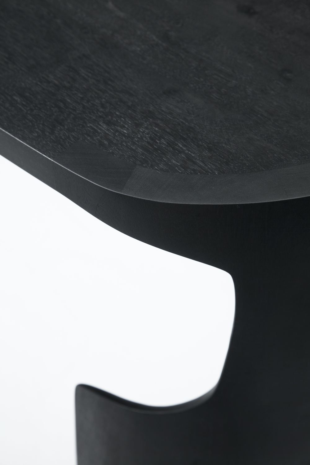 Pryor Console - R HUGHES