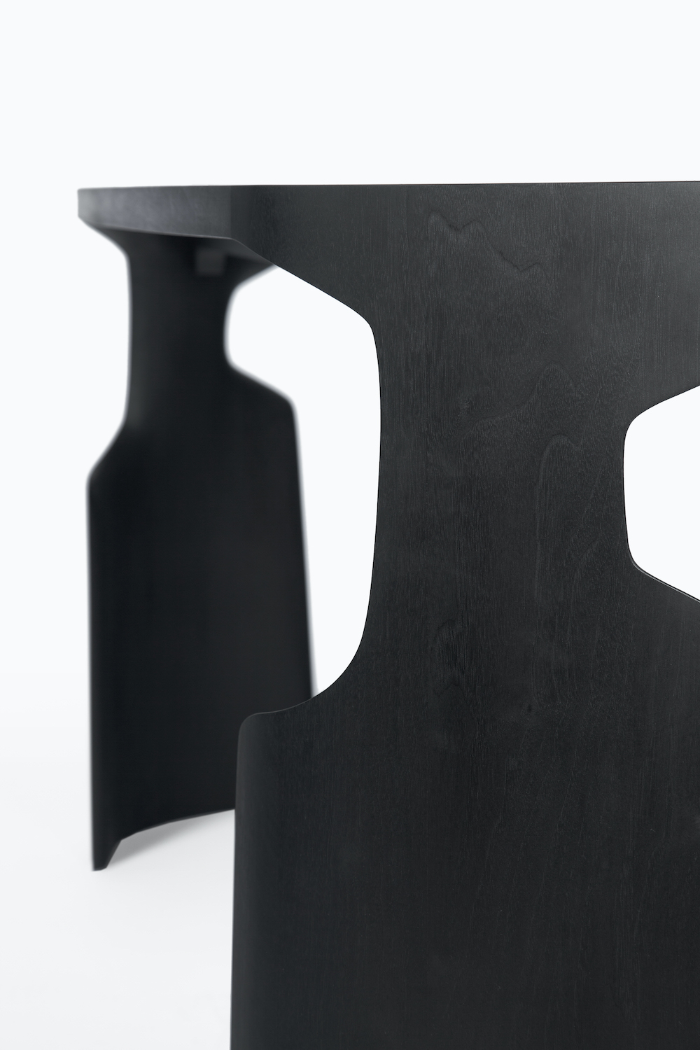 Pryor Console - R HUGHES