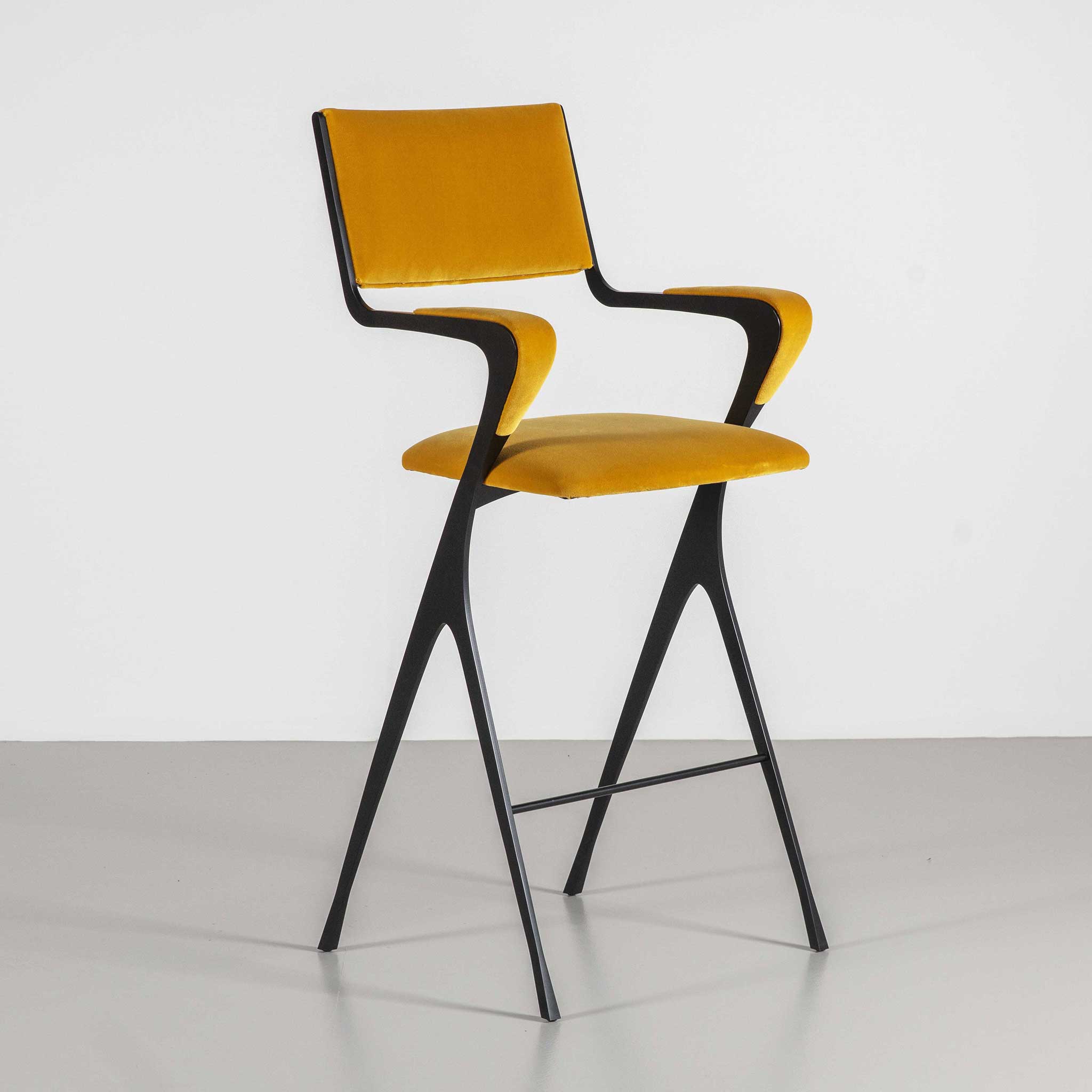 Alto Counter Stool - R HUGHES